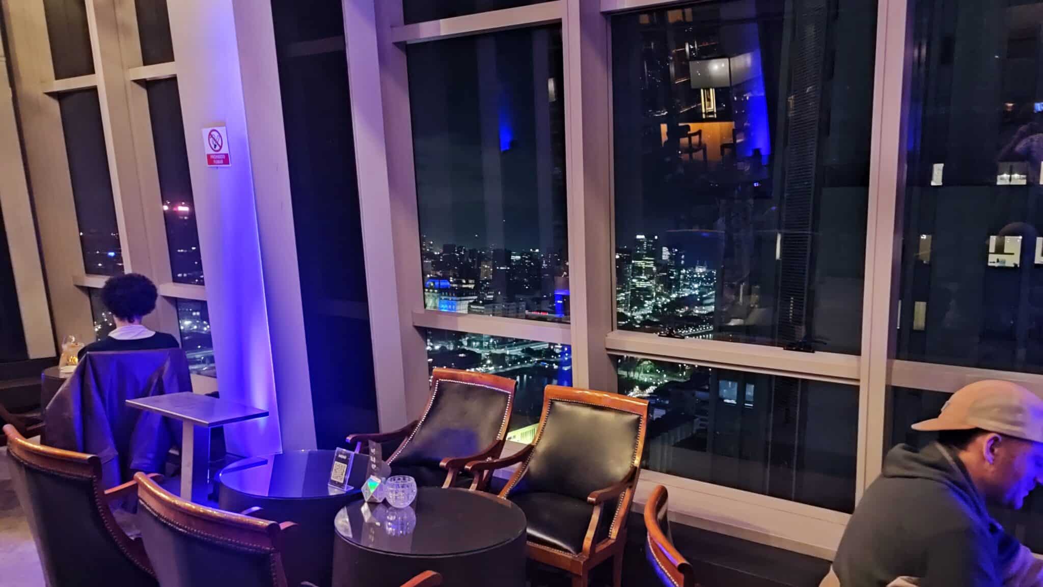 Vive una Noche Única en Crystal Bar del Alvear Icon Hotel, Puerto ...
